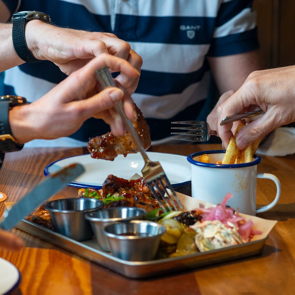 About Us - The Bees Knees Pub | Cirencester